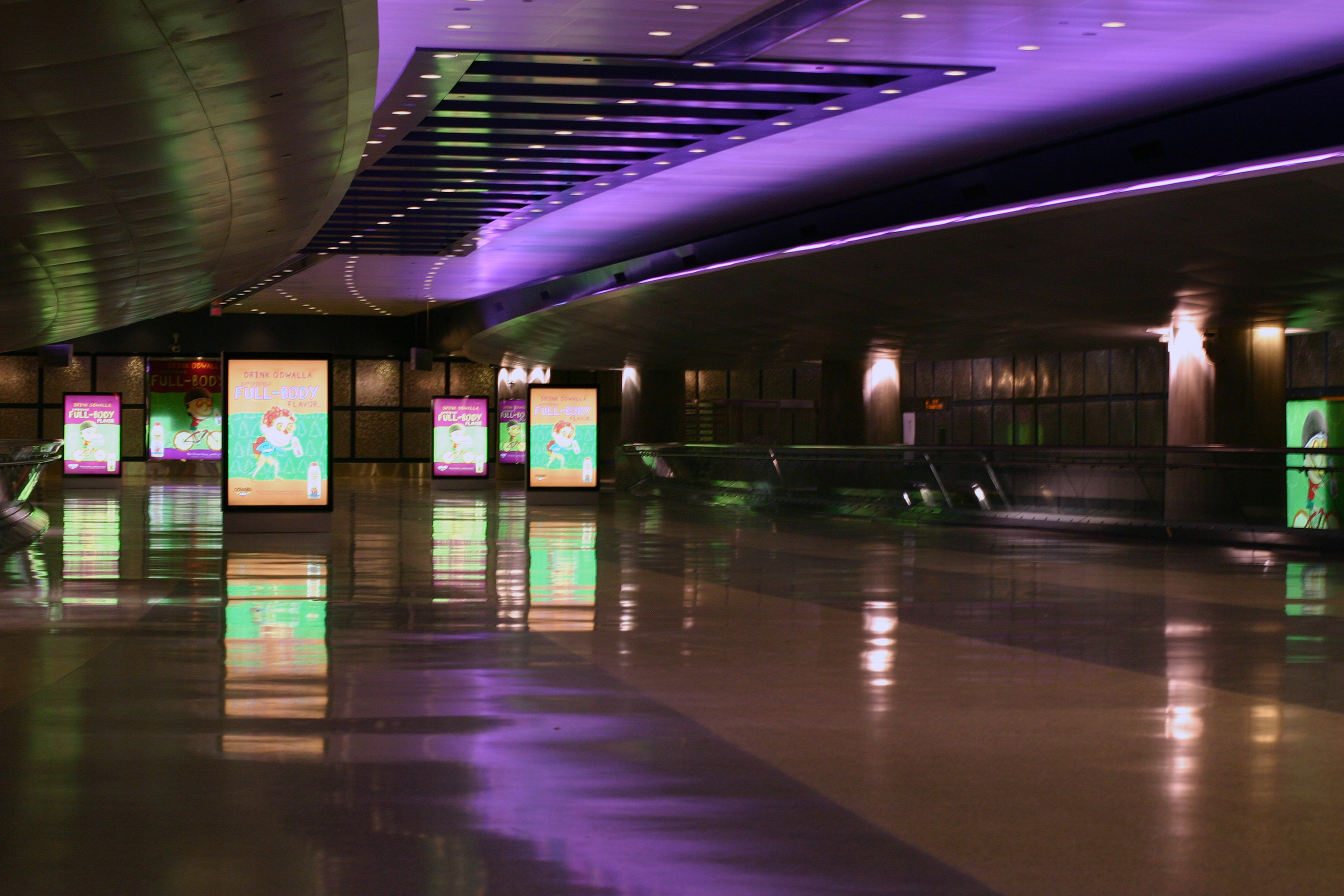 ATPM 14.06 - Desktop Pictures: Boston - Mood lighting